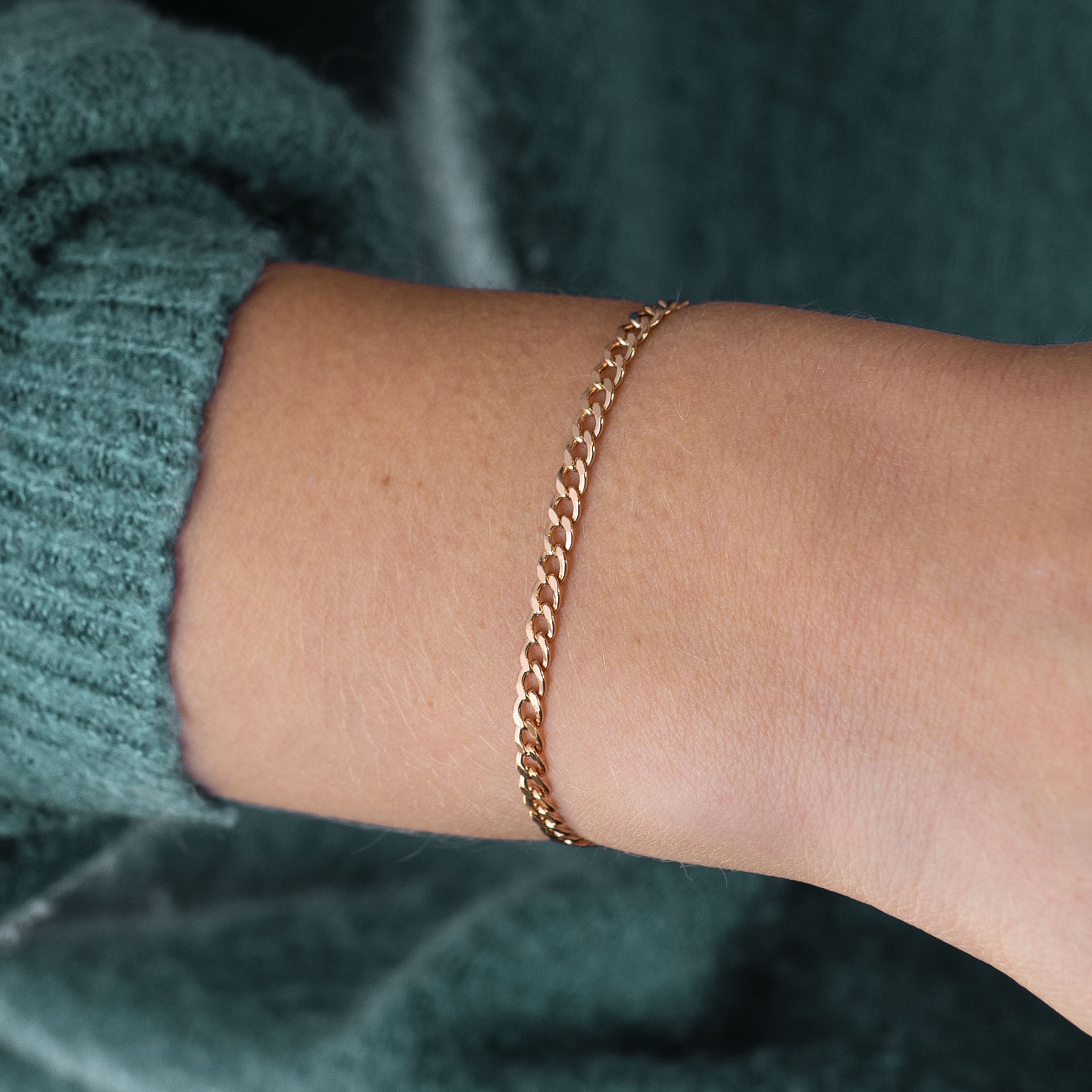 Auksinė apyrankė "Curb" 4.3mm - Goldinga